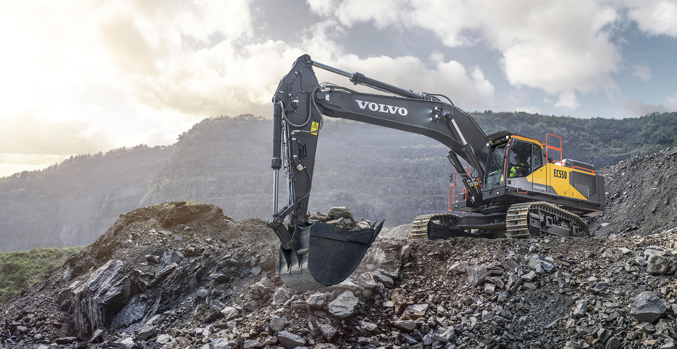 EC550 | Excavators | Overview | Volvo Construction Equipment