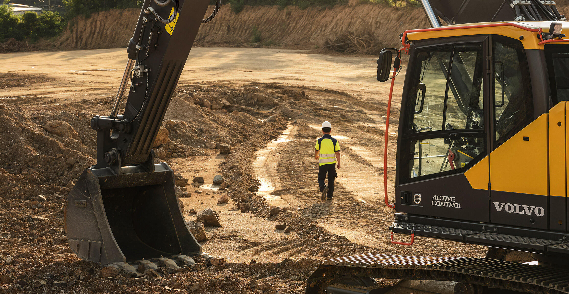 EC550 | Excavators | Overview | Volvo Construction Equipment
